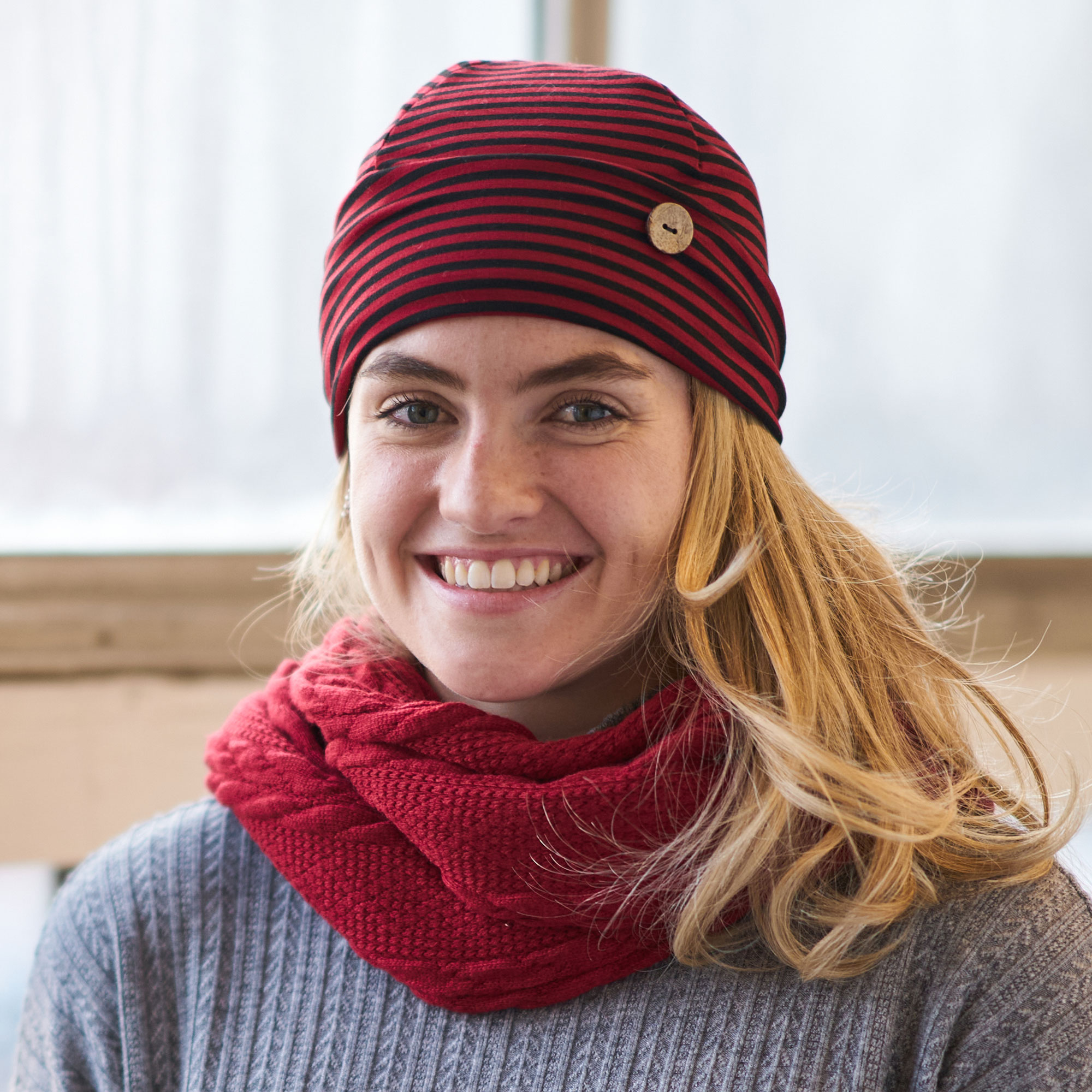 Tuque glaçon Rayé rouge et noir - Rien ne se perd, tout se crée